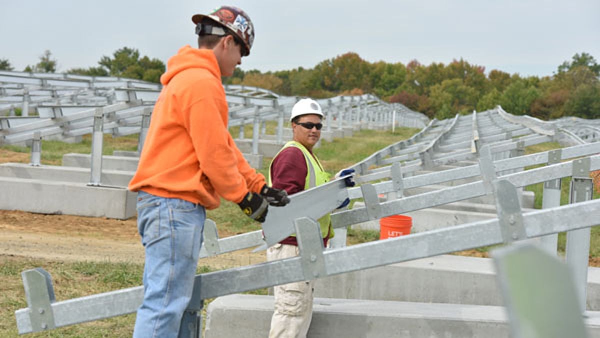 PSE&G building solar farm on former landfill in Burlington County, N.J ...