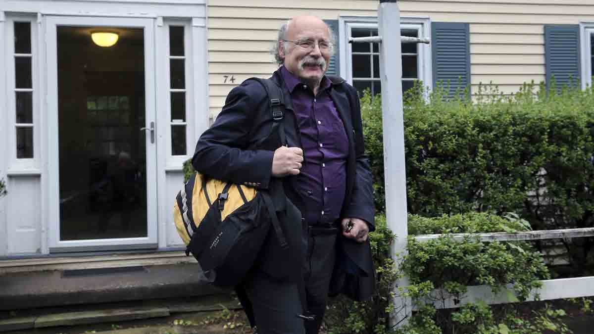 Princeton professor shares in the 2016 Nobel Prize in Physics - WHYY