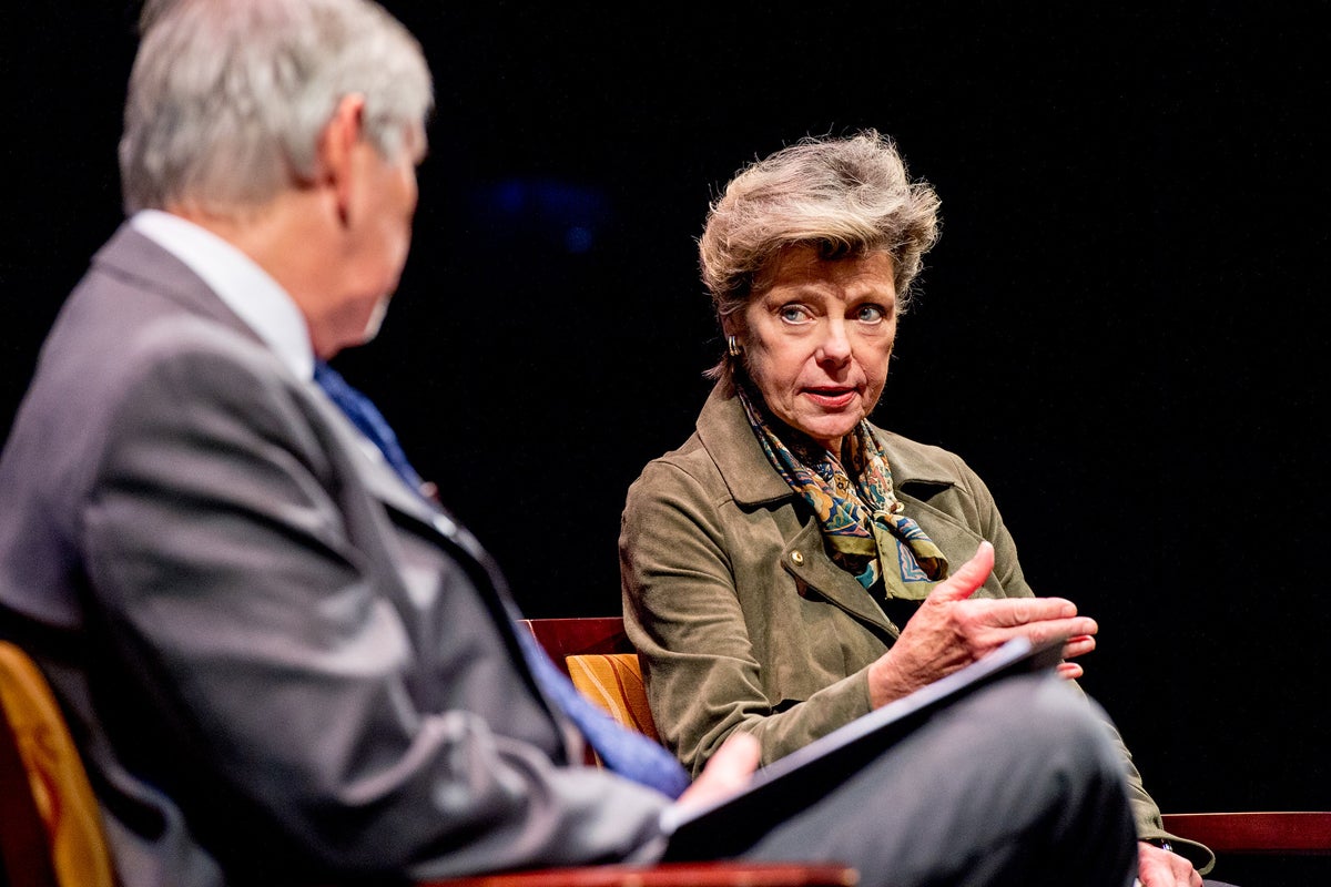 Cokie Roberts's Instagram, Twitter & Facebook on IDCrawl
