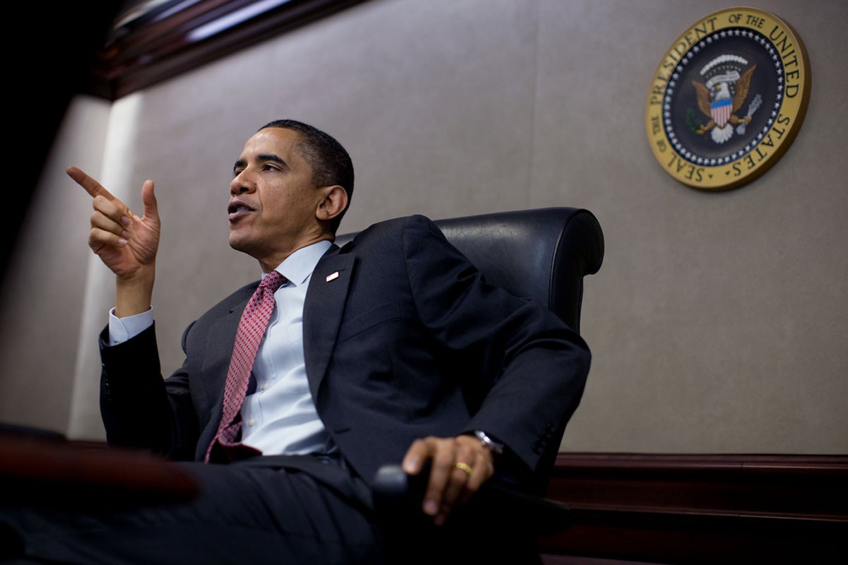 White House photographer shares 8-year chronicle of Obama presidency - WHYY