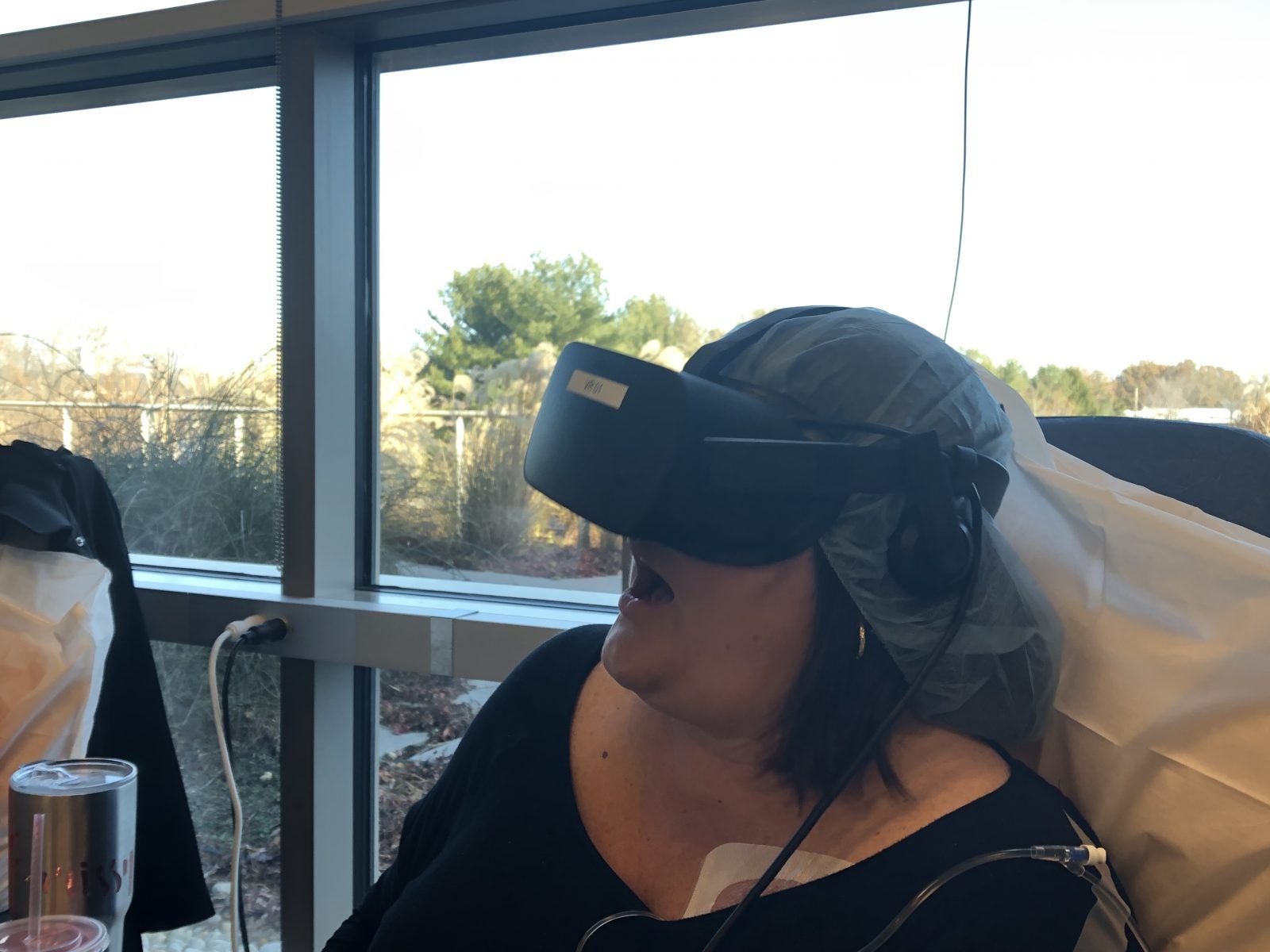 Delaware patients use virtual reality to get through chemotherapy - WHYY