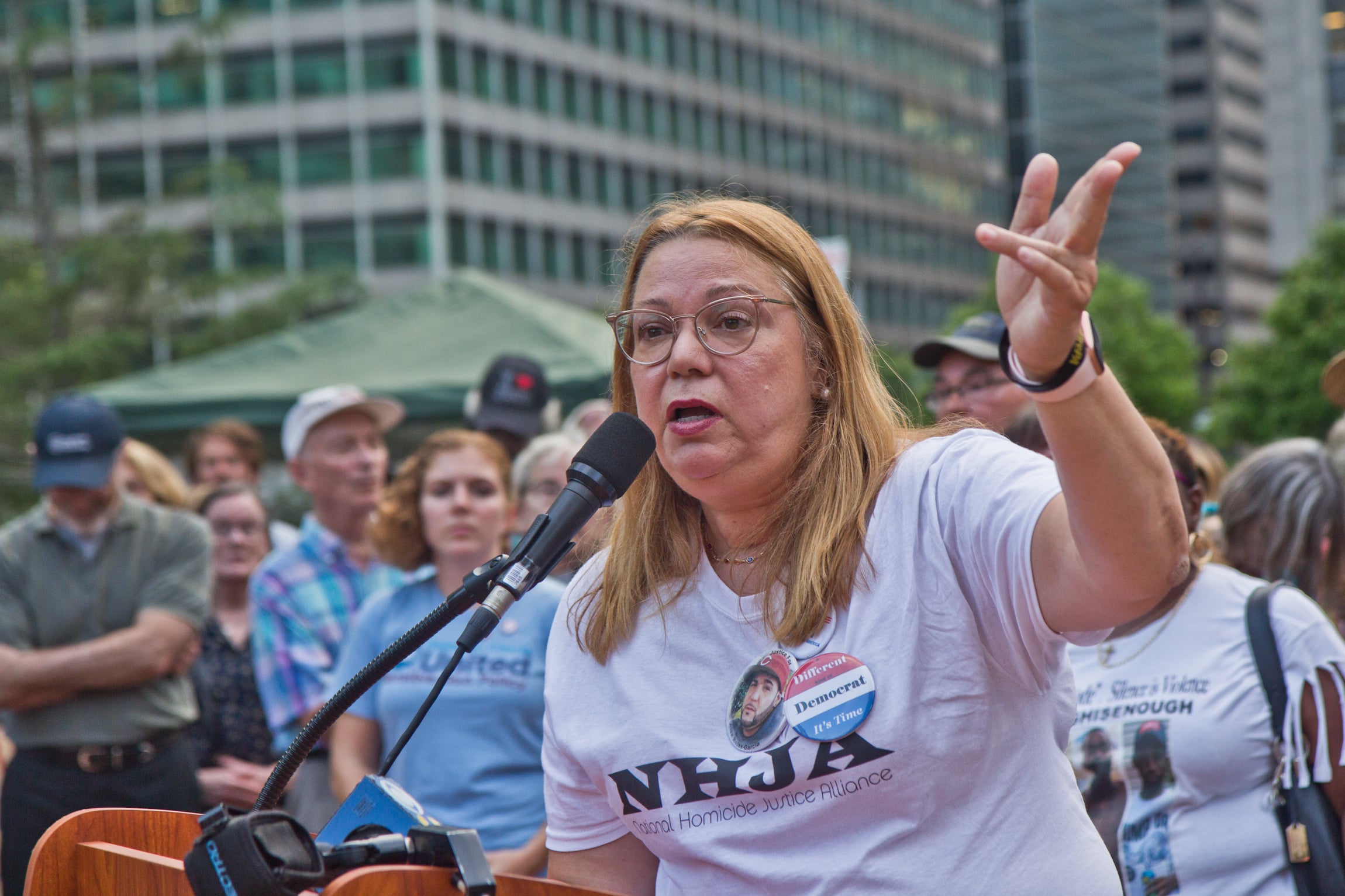 Philly rally urges action after latest mass shootings - WHYY