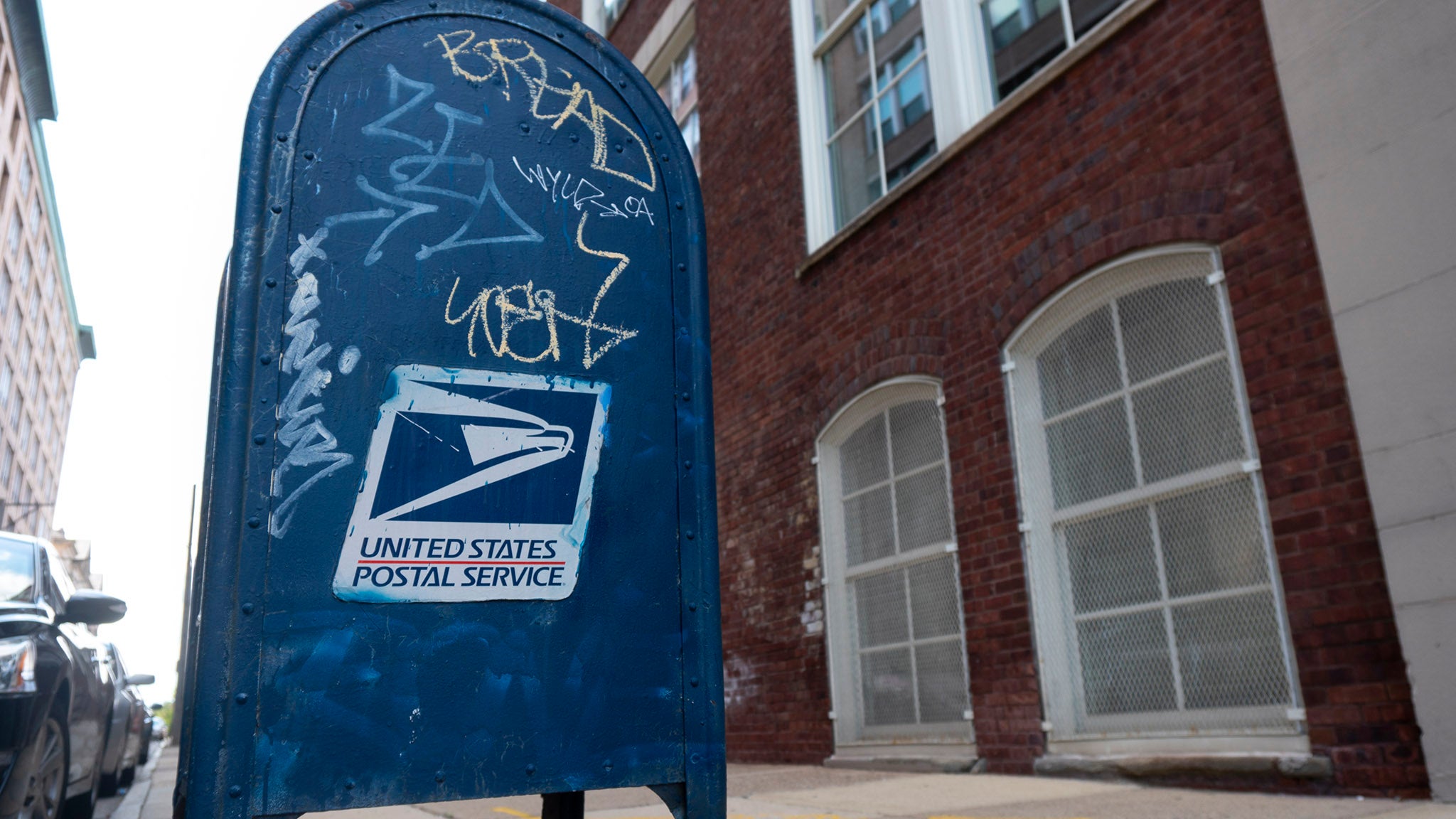 The battle over the United States Postal Service - WHYY
