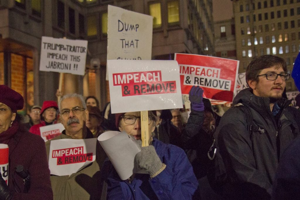 Philly pro-impeachment rally draws hundreds - WHYY