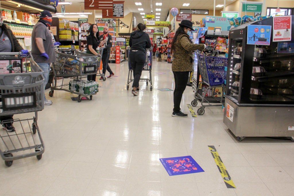 South Philly ShopRite uses art to measure social distancing - WHYY