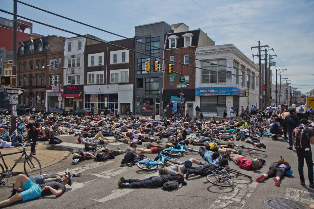 Philly protestors want police to condemn white men with bats in Fishtown
