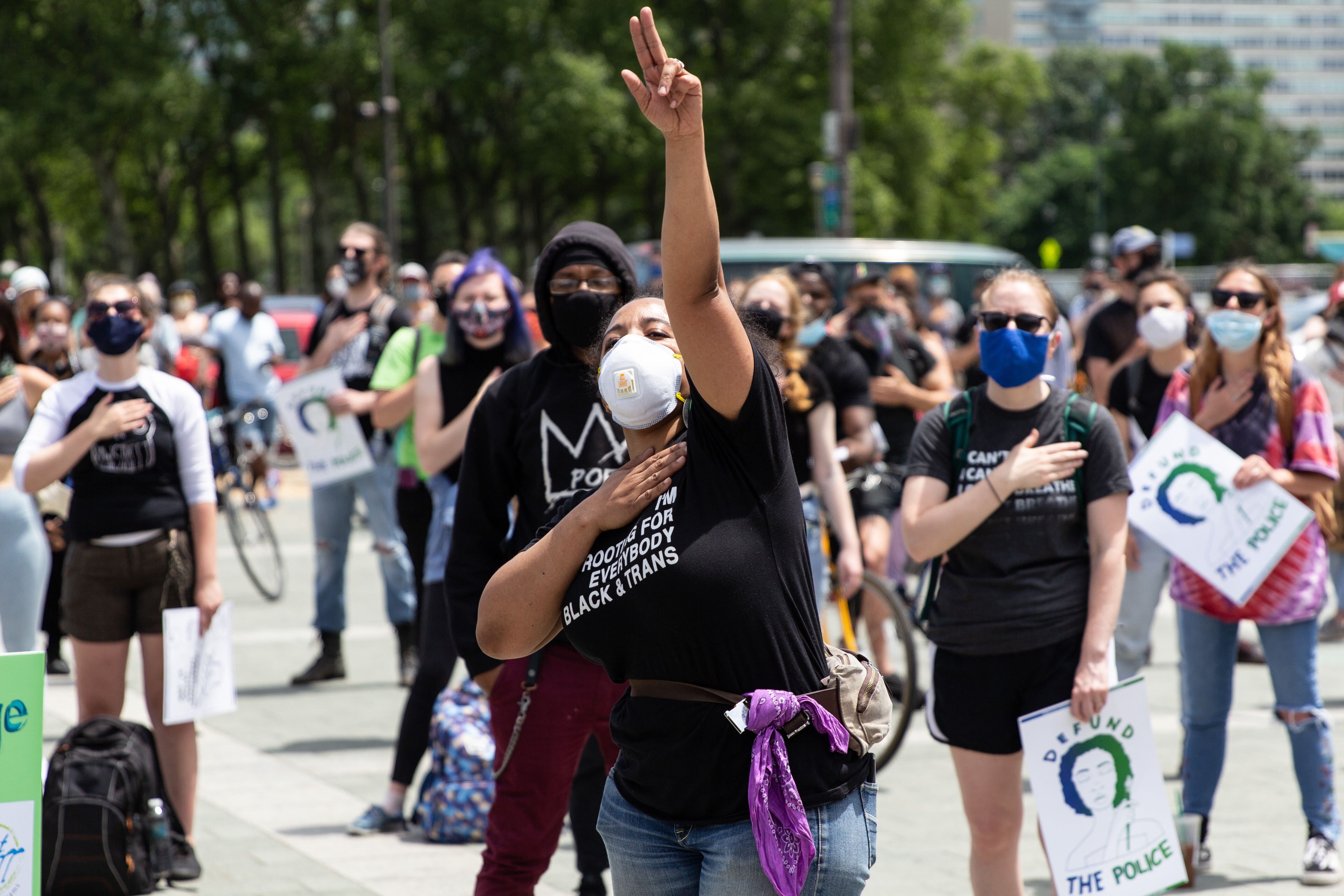 Counter-protesters to support South Philly police captain - WHYY