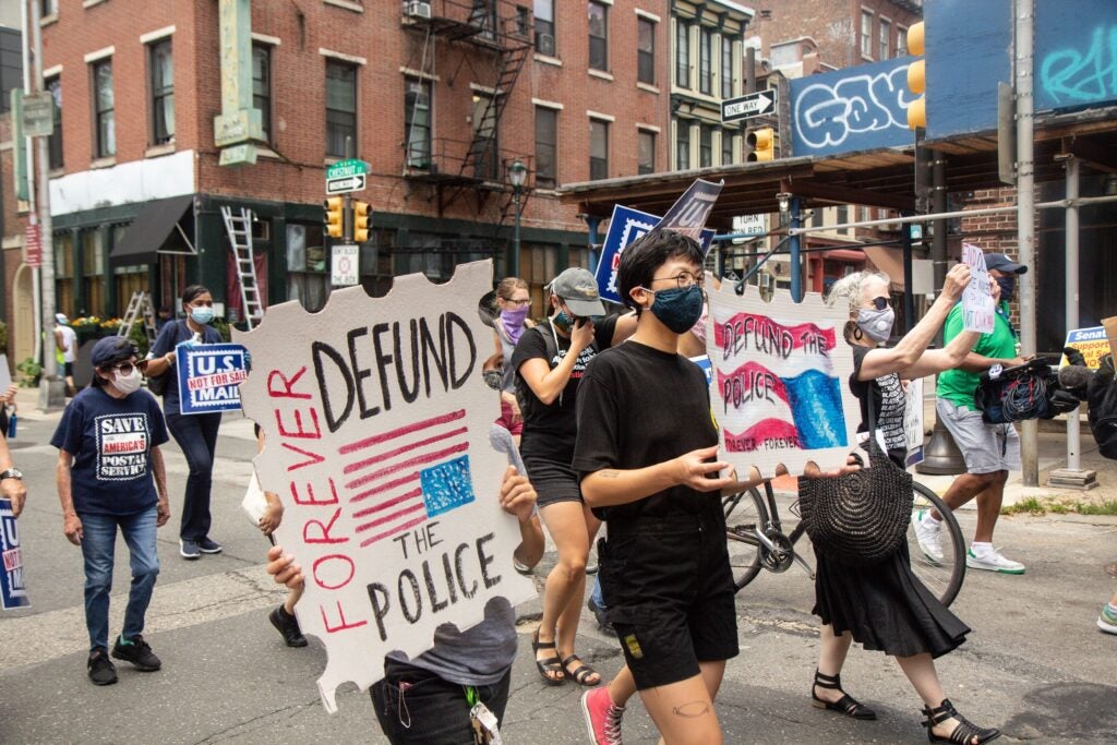 Protesters arrested for occupying Municipal Services Building - WHYY