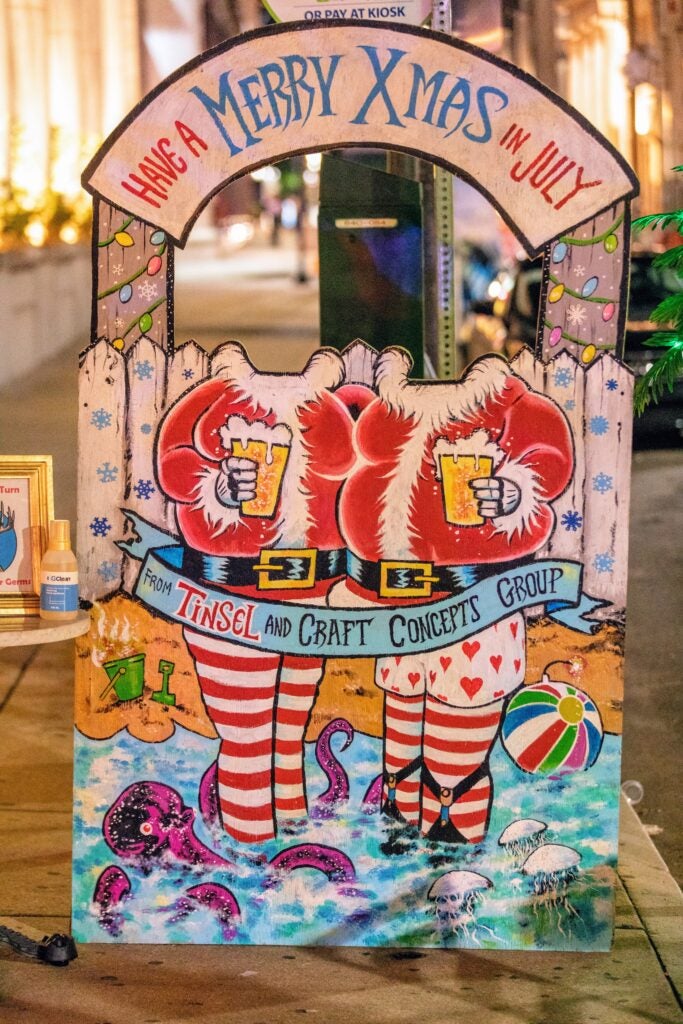 Tinsel pop-up bar returns to Center City for Christmas in July - WHYY