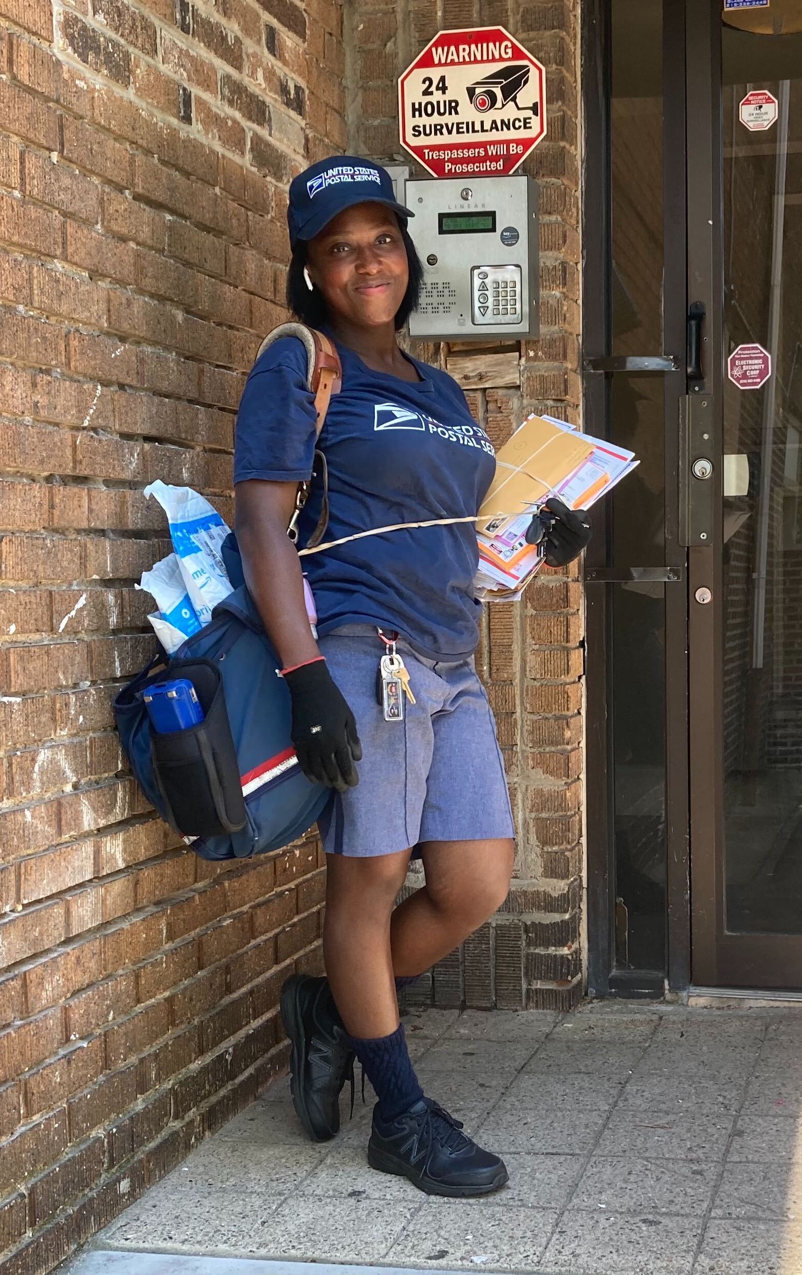 In Philly, waiting on and worrying about the Postal Service - WHYY