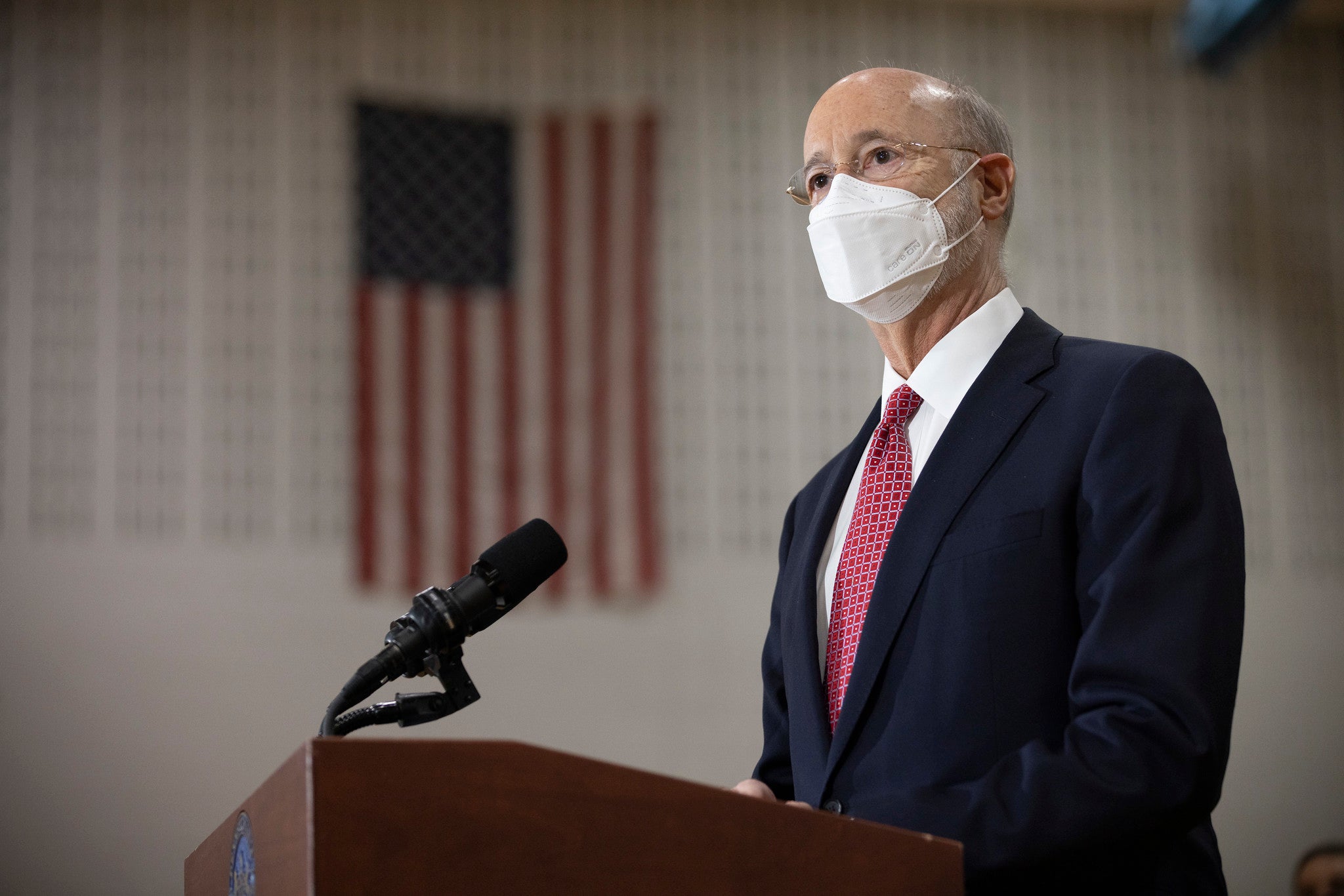 Gov. Wolf to let Pa. schools set mask rules in January - WHYY