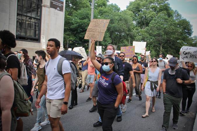 Theater artists protest the Walnut Street Theatre - WHYY