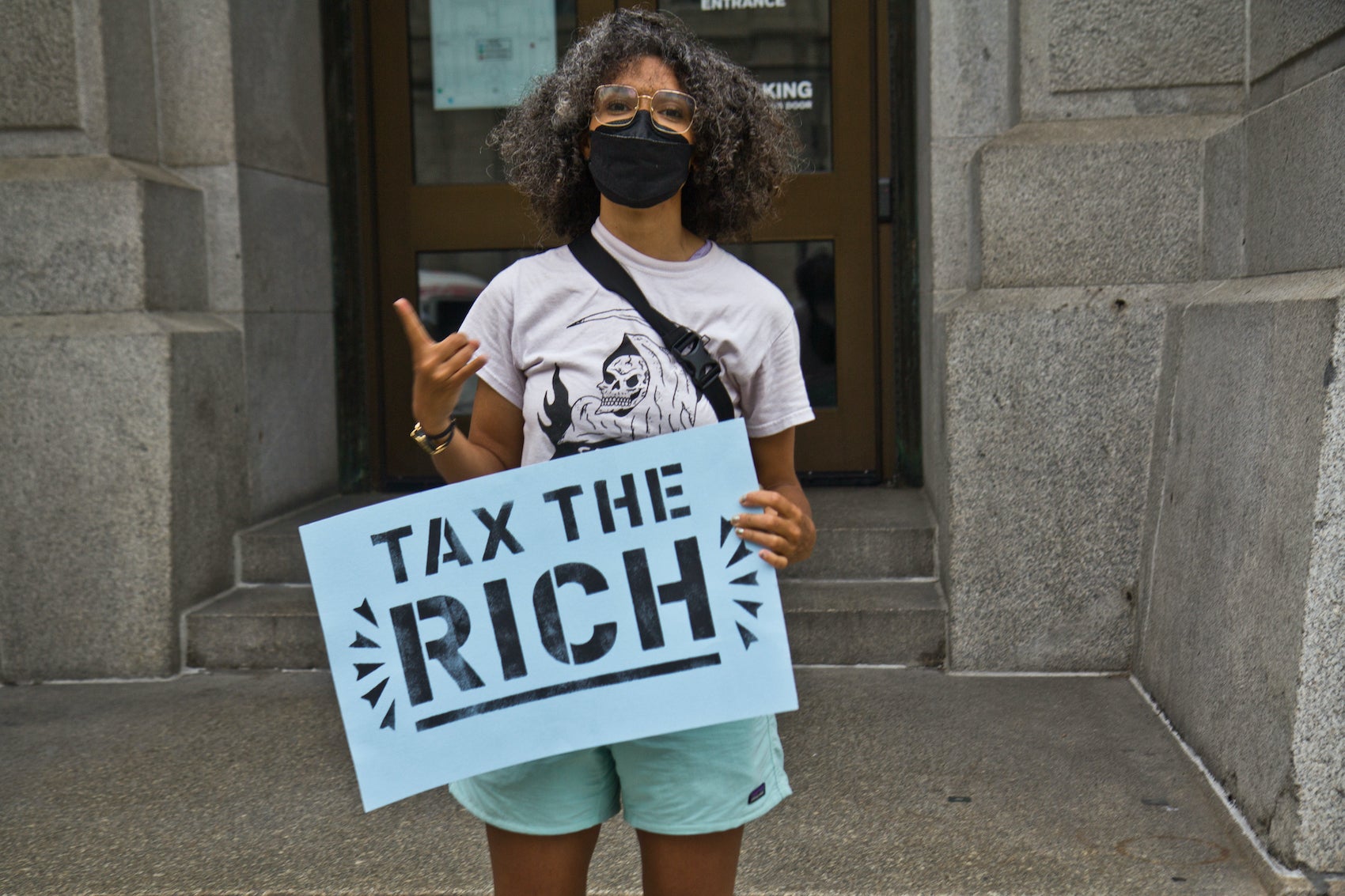 Reclaim, Sunrise Movement protest Philly business tax cuts — WHYY