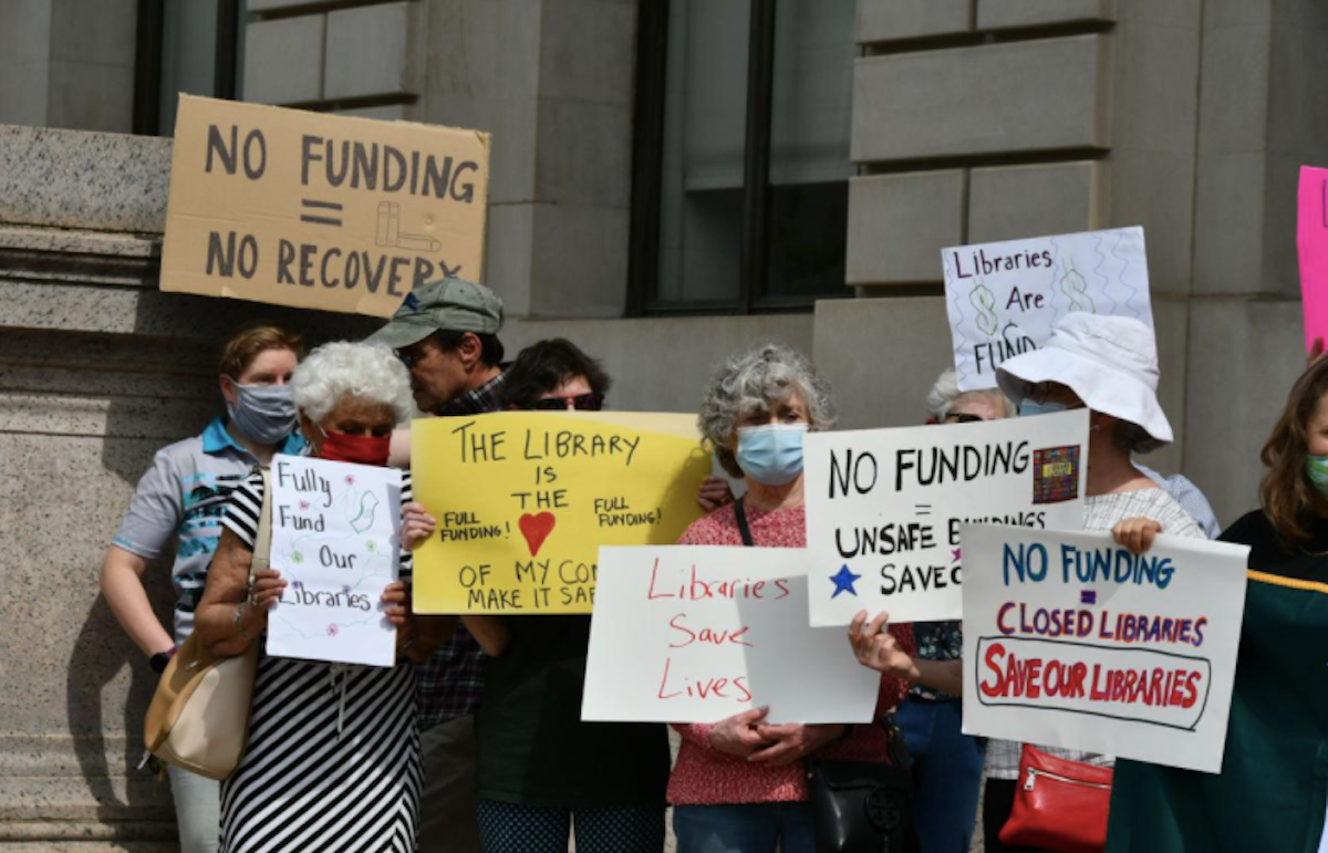 Free Library supporters demand $15M budget boost - WHYY