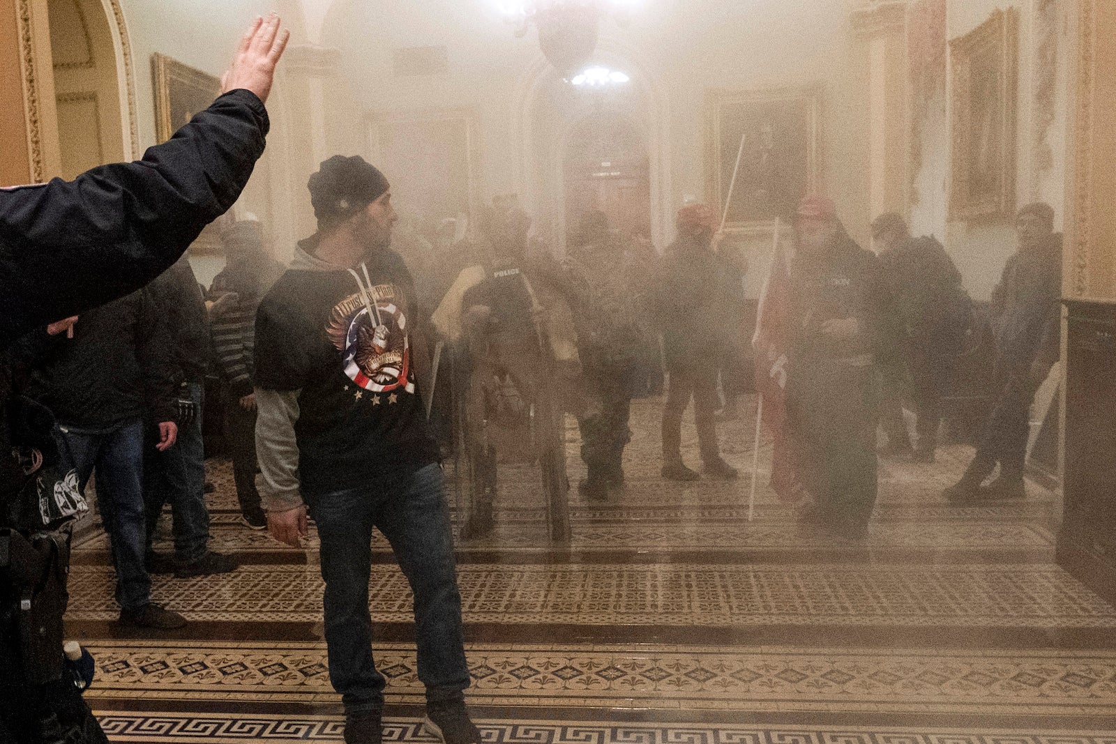 Some Capitol riot defendants forgo lawyers - WHYY