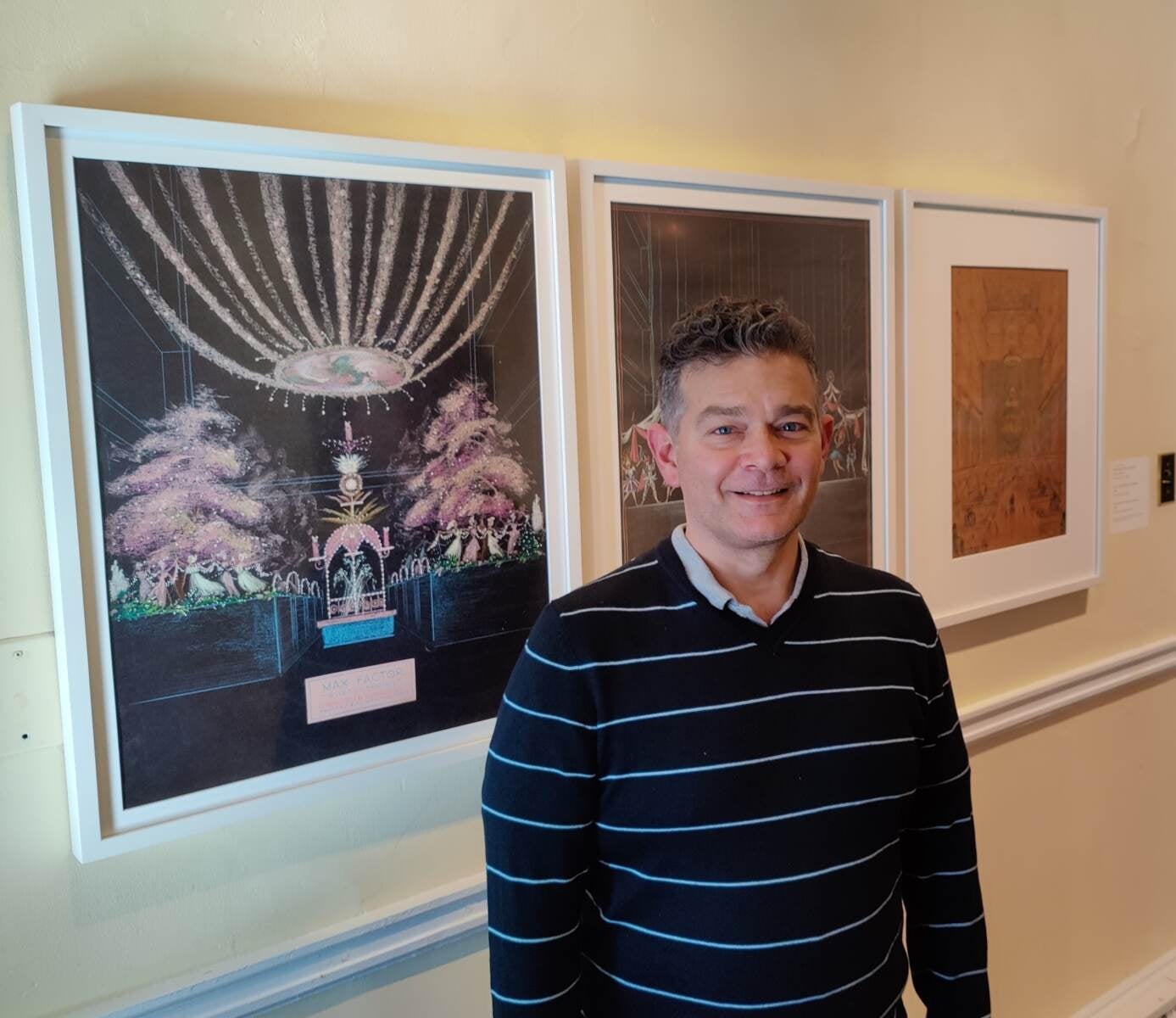 Historic sketches recall Christmases past at Wanamaker’s - WHYY