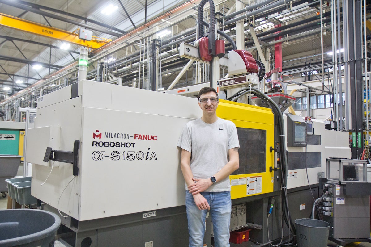 Pa. manufacturers face economic and hiring problems - WHYY