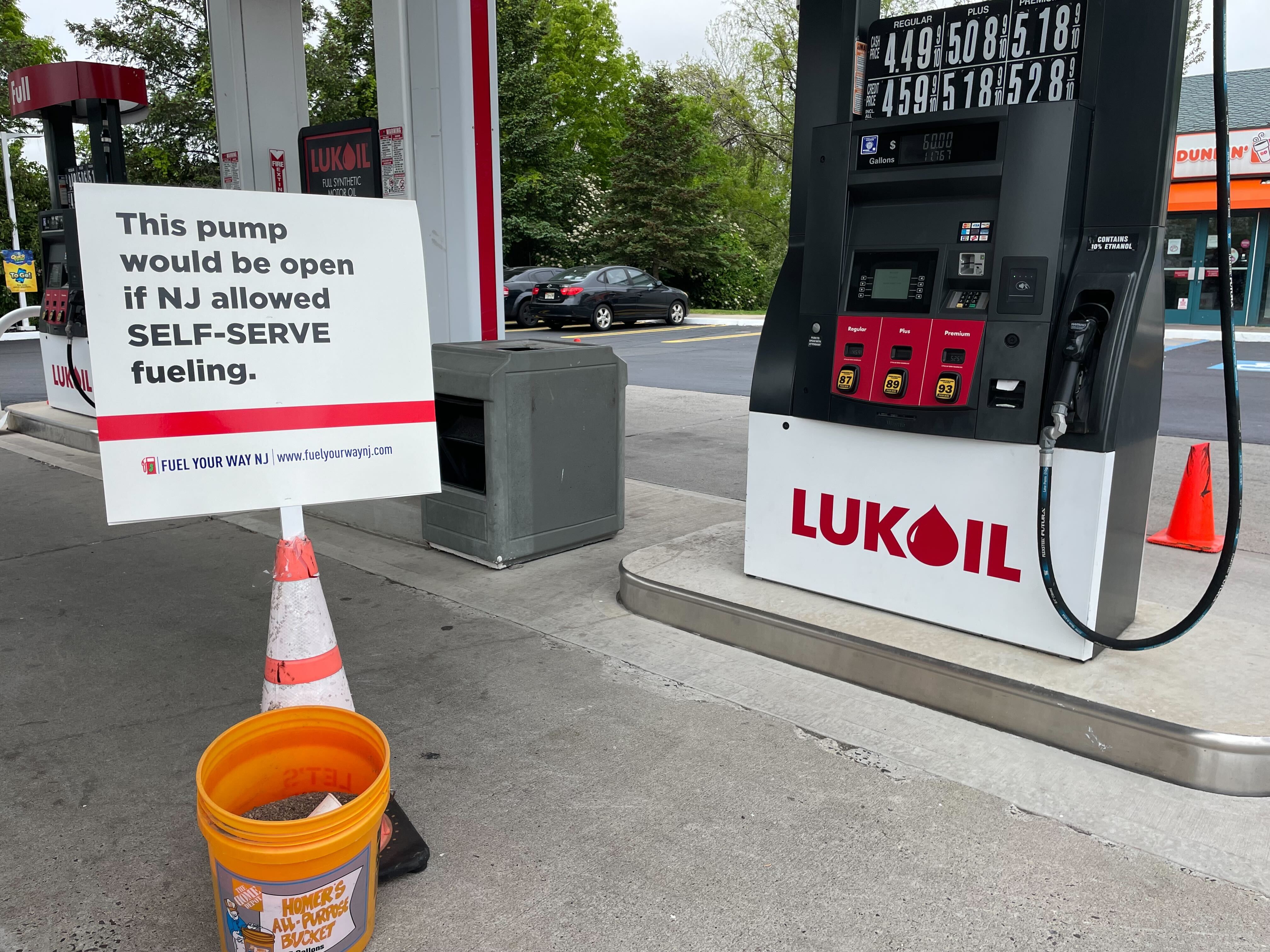 Gas Stations Demonstrate Need For Self serve In N J WHYY Gas Stations Demonstrate Need For Self serve In N J WHYY
