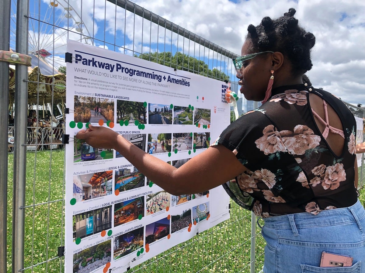 Philly collects input for Ben Franklin Parkway redesign - WHYY