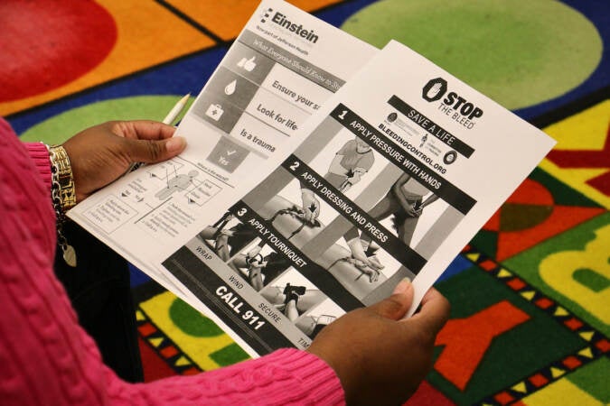 ‘Stop the Bleed’ trauma first aid class targets gun wounds - WHYY