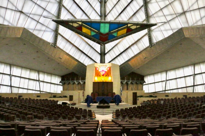 Lasers light up Hanukkah at Beth Sholom - WHYY