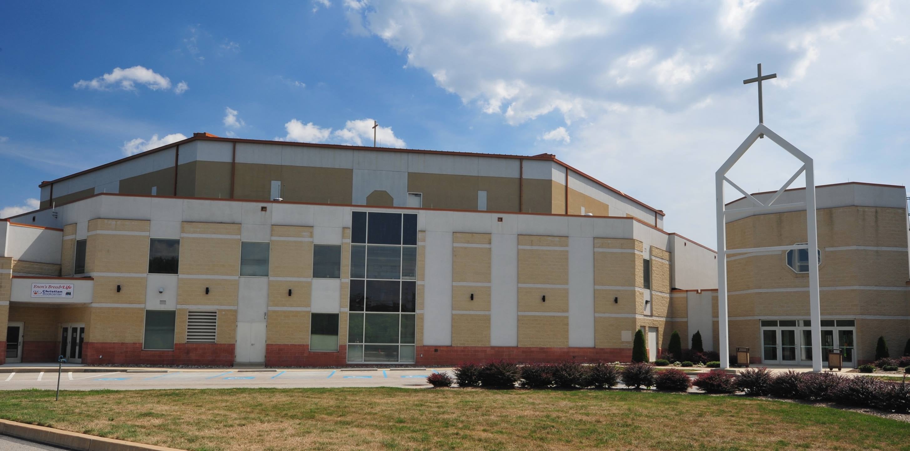 Mayoral candidates talk public safety to Philly congregation - WHYY