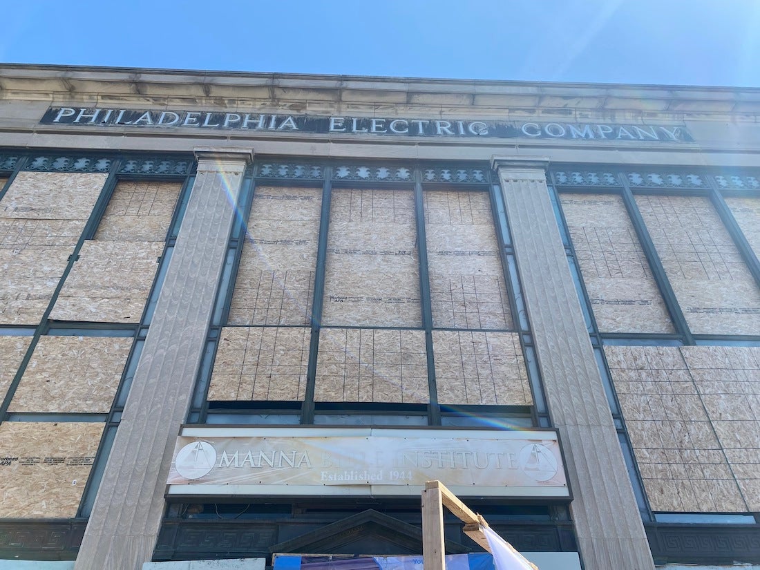 Charter school to move into PECO building on Broad Street - WHYY