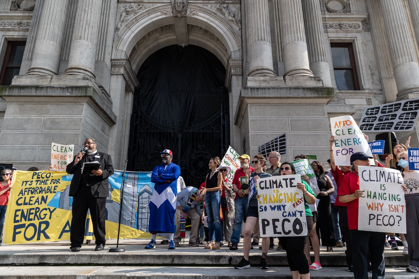 Activists push PECO to buy renewable energy - WHYY