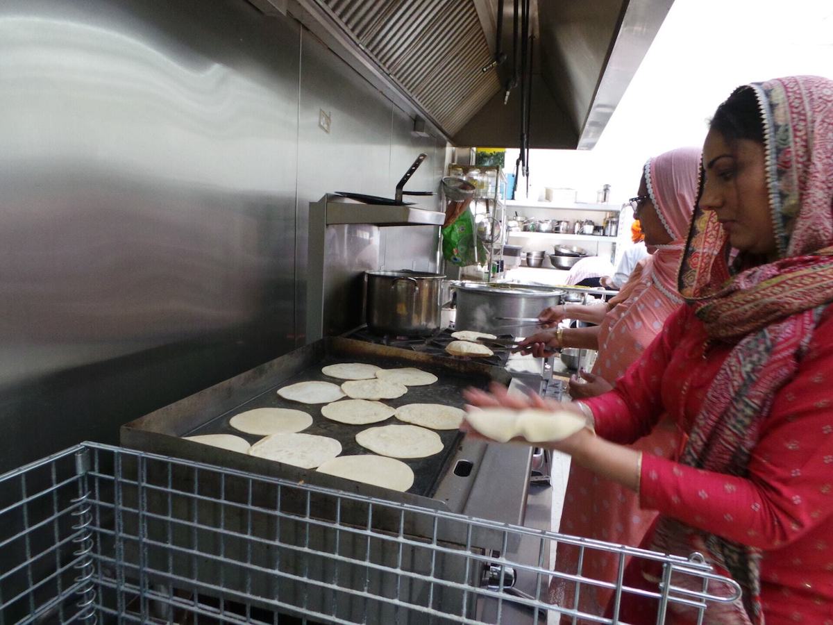 N.J. Sikh community want schools to teach Sikhism - WHYY