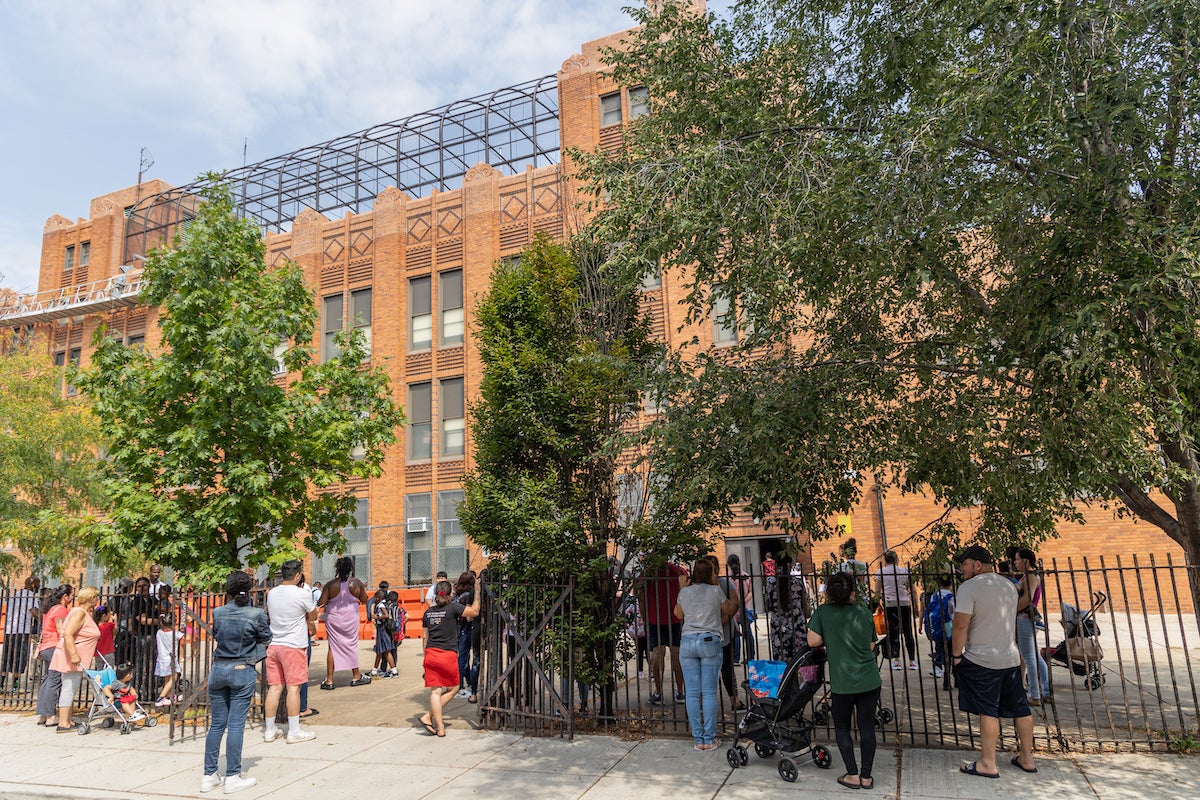 Philly school dismissals: How extreme heat impacts families - WHYY