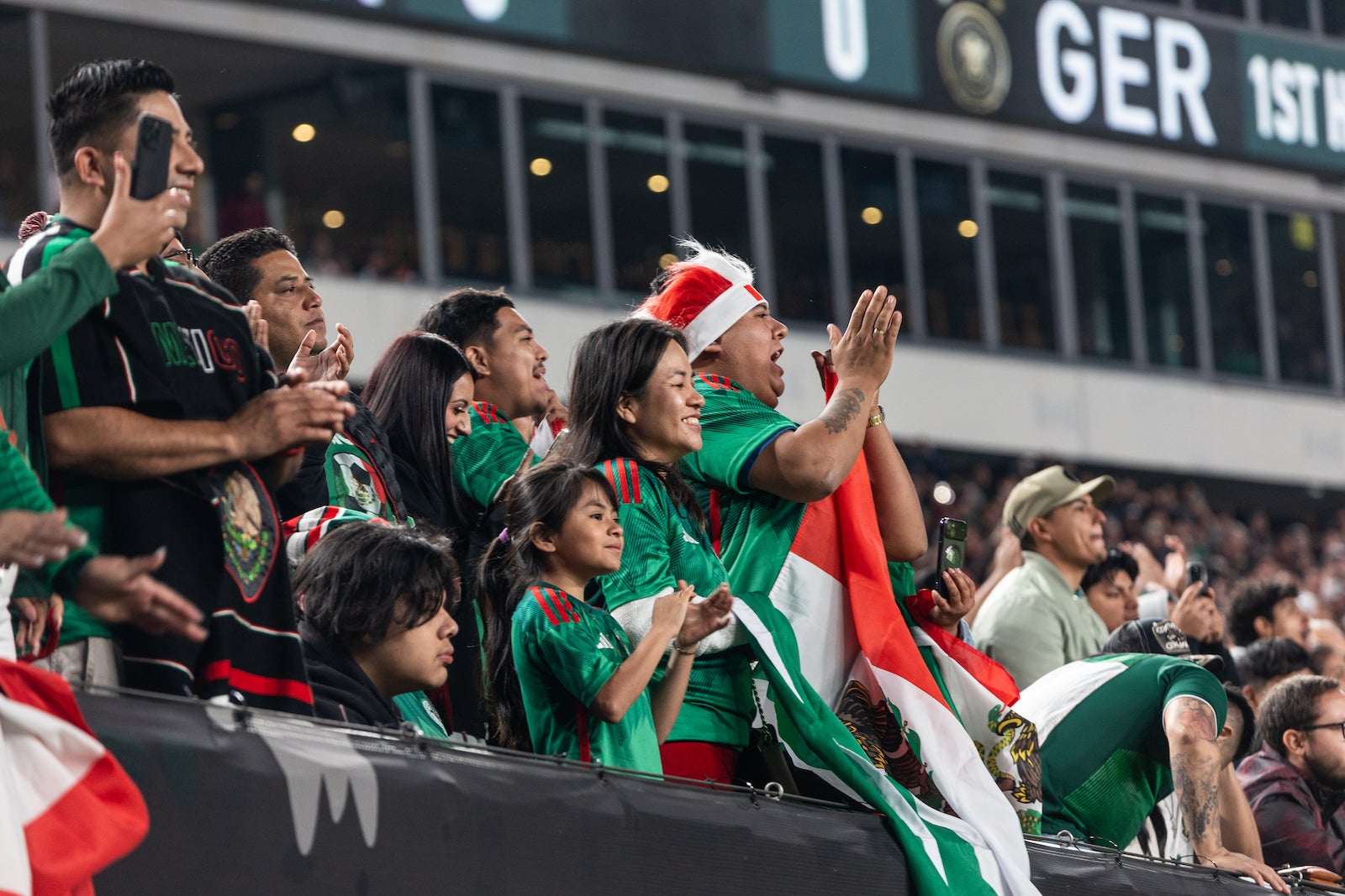 Mexico-Germany in Philly: Lincoln Financial Field packed for ...