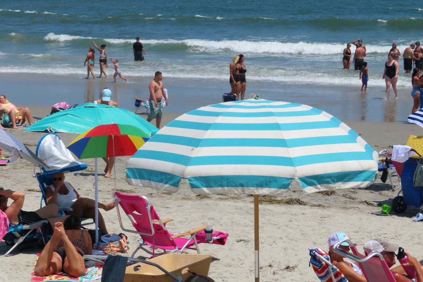 Wildwood bans backpacks on N.J. beach, boardwalk - WHYY