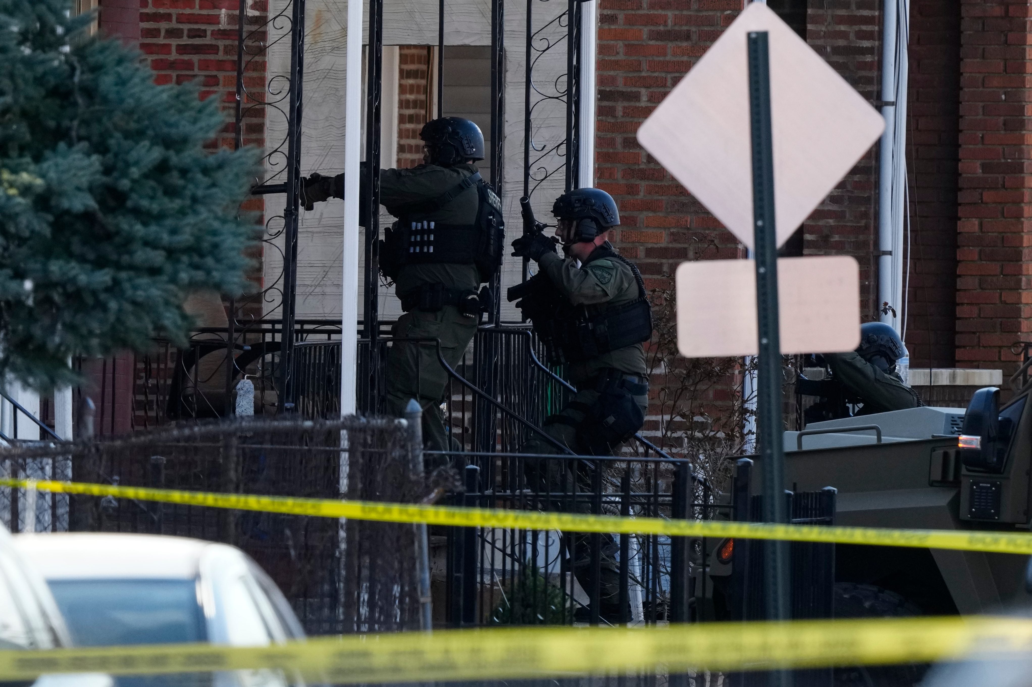 Man faces charges in two states after alleged killings of family ...