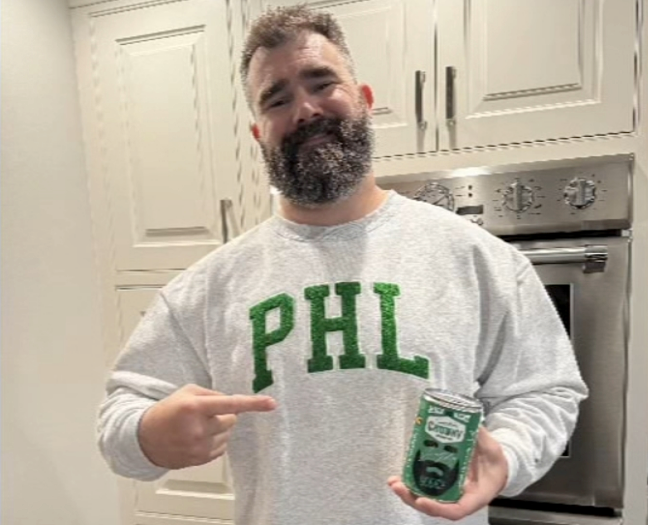 Campbell unveils 1st ever 'Legend Edition Chunky' soup can in honor of ...