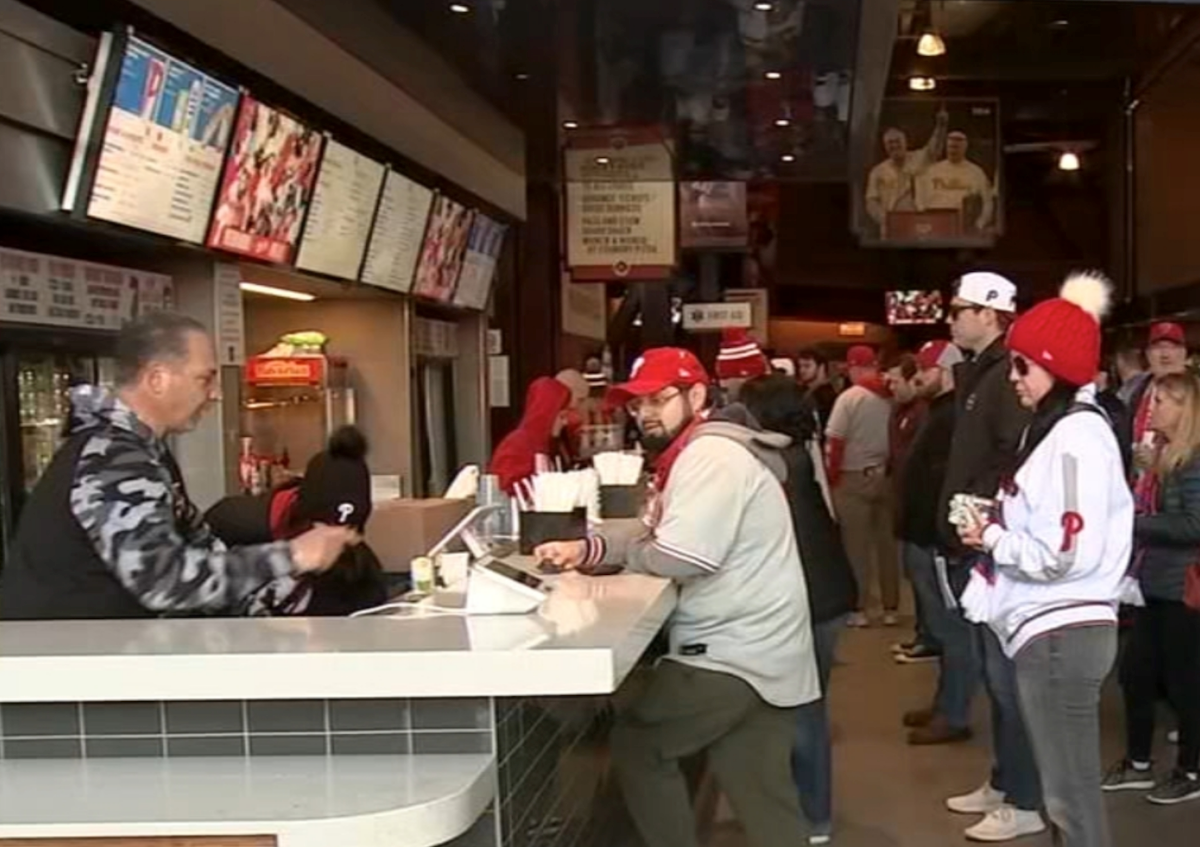 Phillies to offer BOGO hotdogs for 1st time since replacing 'Dollar Dog ...
