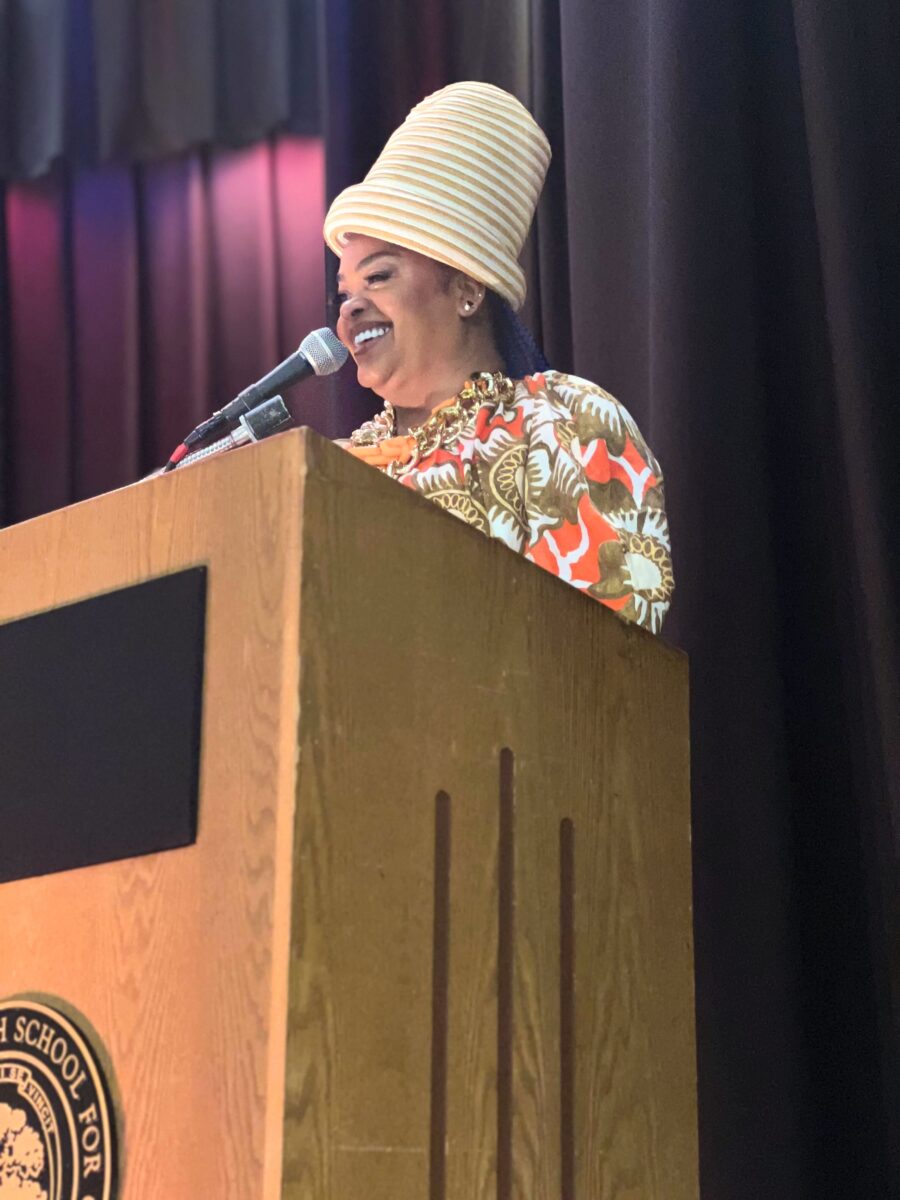 Philly native Jill Scott honored with a mural at her alma mater, Girls ...