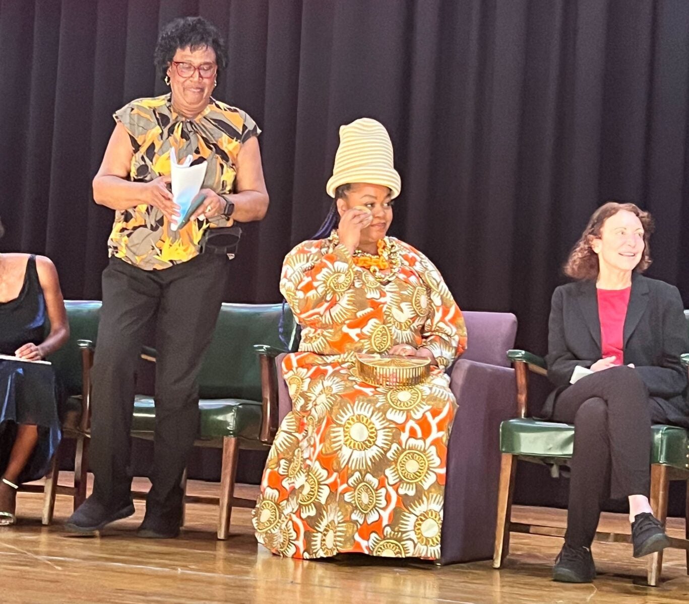 Philly native Jill Scott honored with a mural at her alma mater, Girls ...