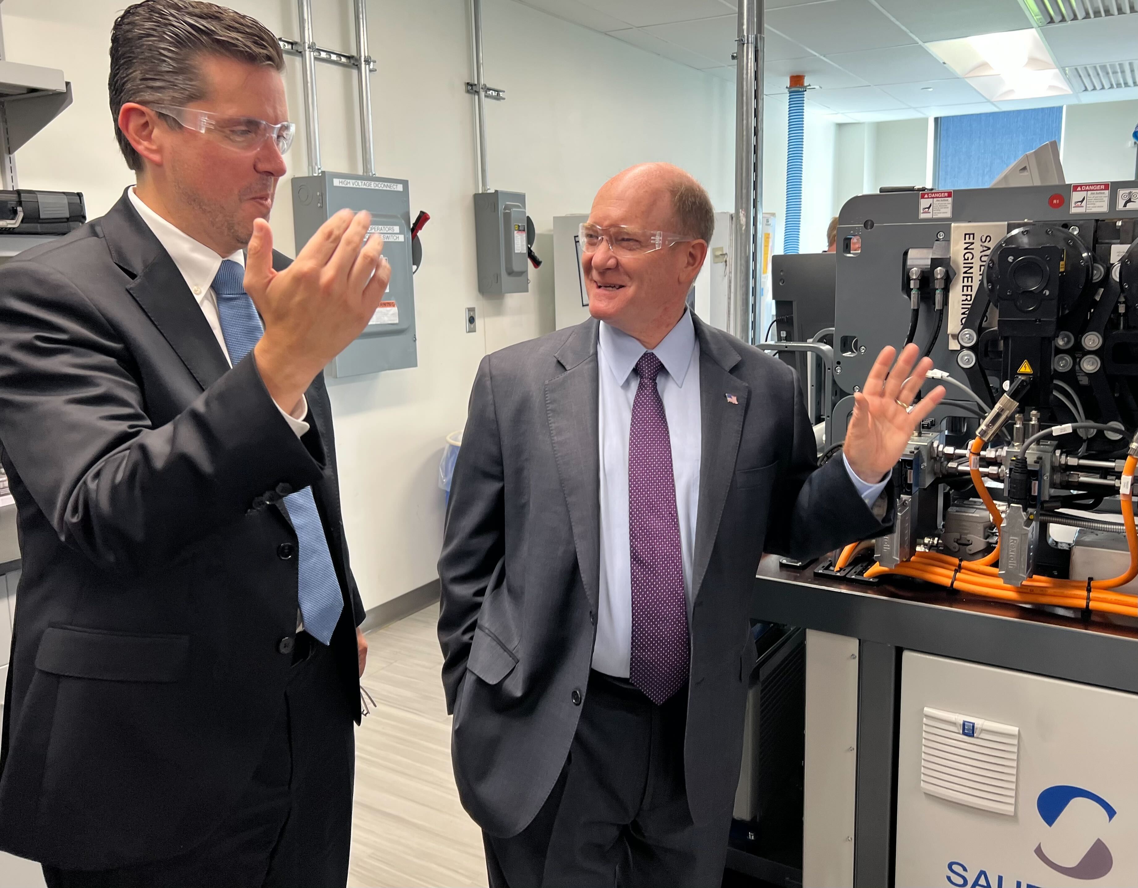 Chemours opens new EV battery lab in Del. - WHYY