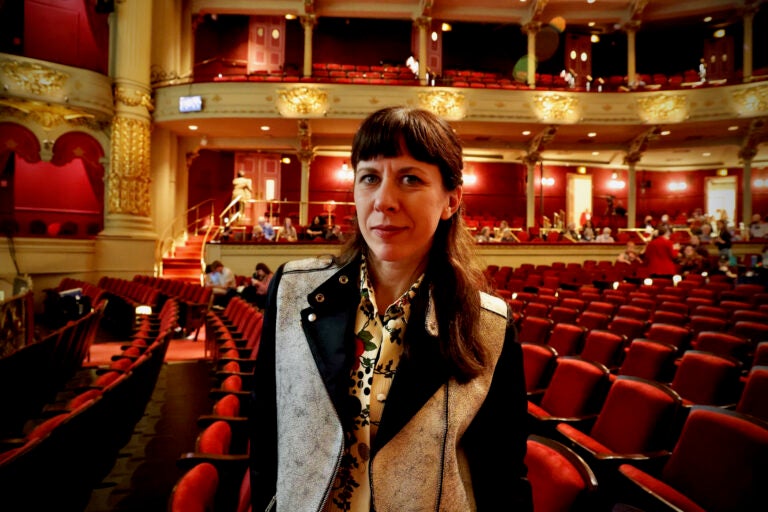 Opera Philly premieres ‘The Listeners’ - WHYY