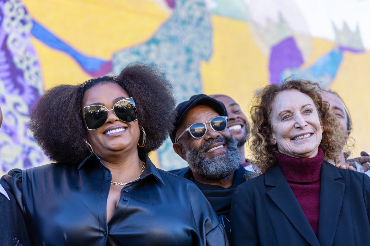 New Jill Scott mural dedicated at Girls High in North Philly - WHYY