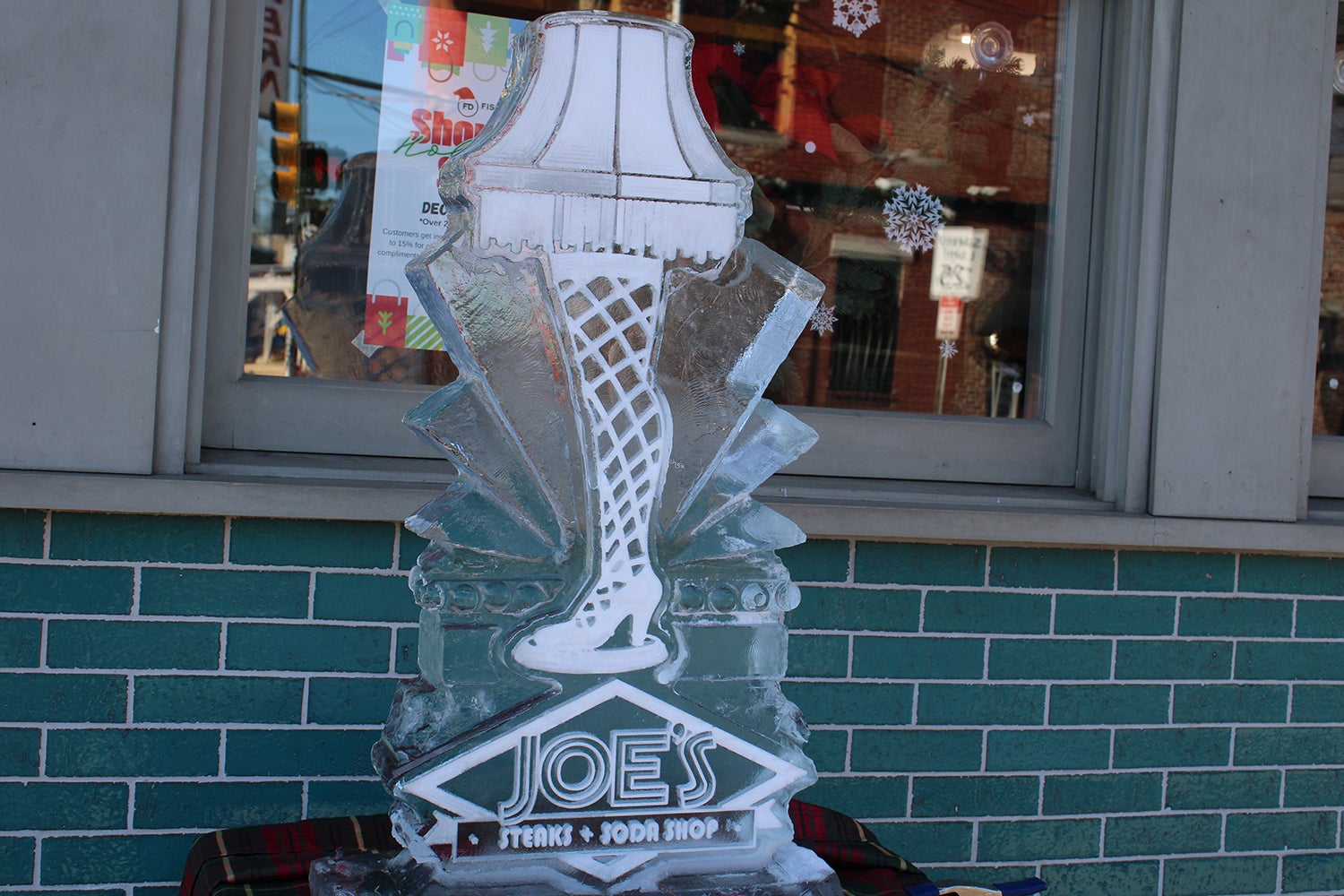 Fishtown Freeze features ice sculpting, small business deals - WHYY