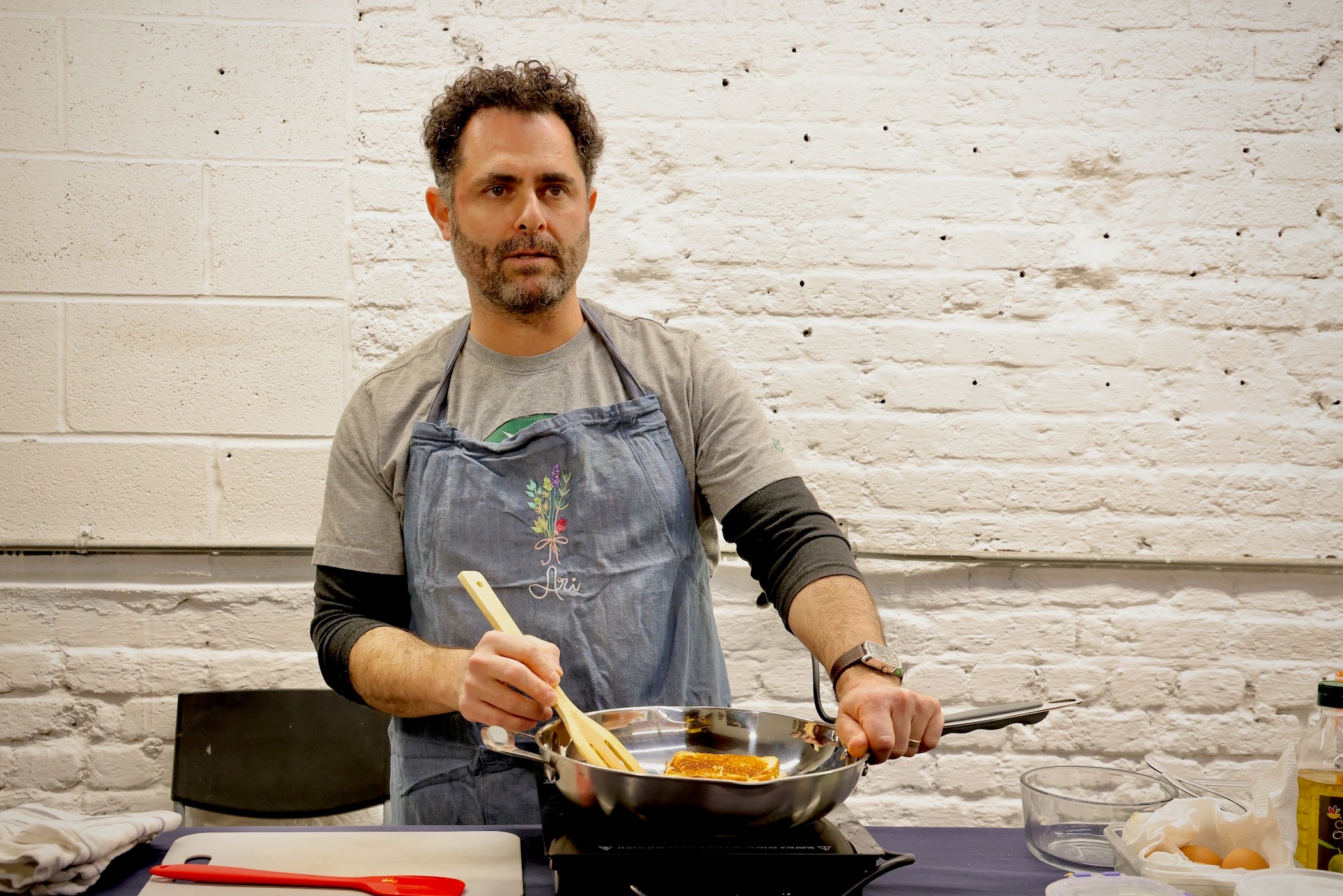 Induction stoves: West Philly Tool Library lends burners - WHYY