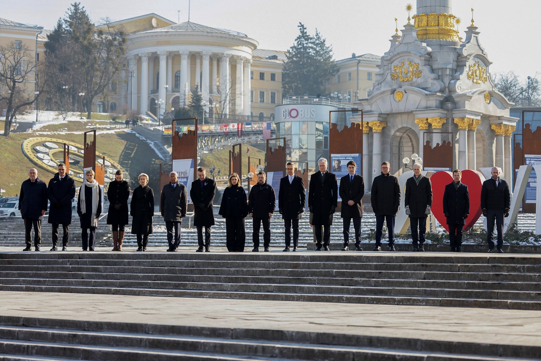 Western leaders visit Kyiv and pledge military support against Russia ...