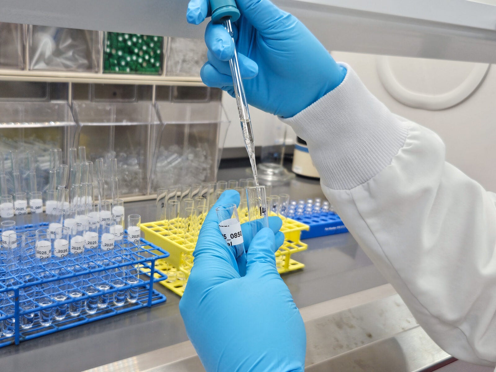 Pa. street drug checking program identifies new substances - WHYY