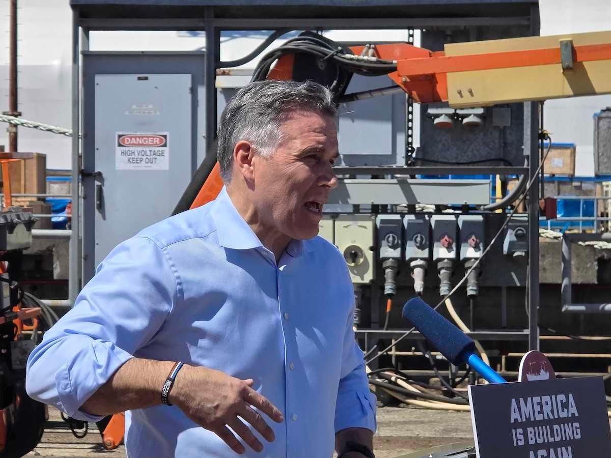 U.S. shipbuilding: Transportation secretary visits Philly shipyard - WHYY