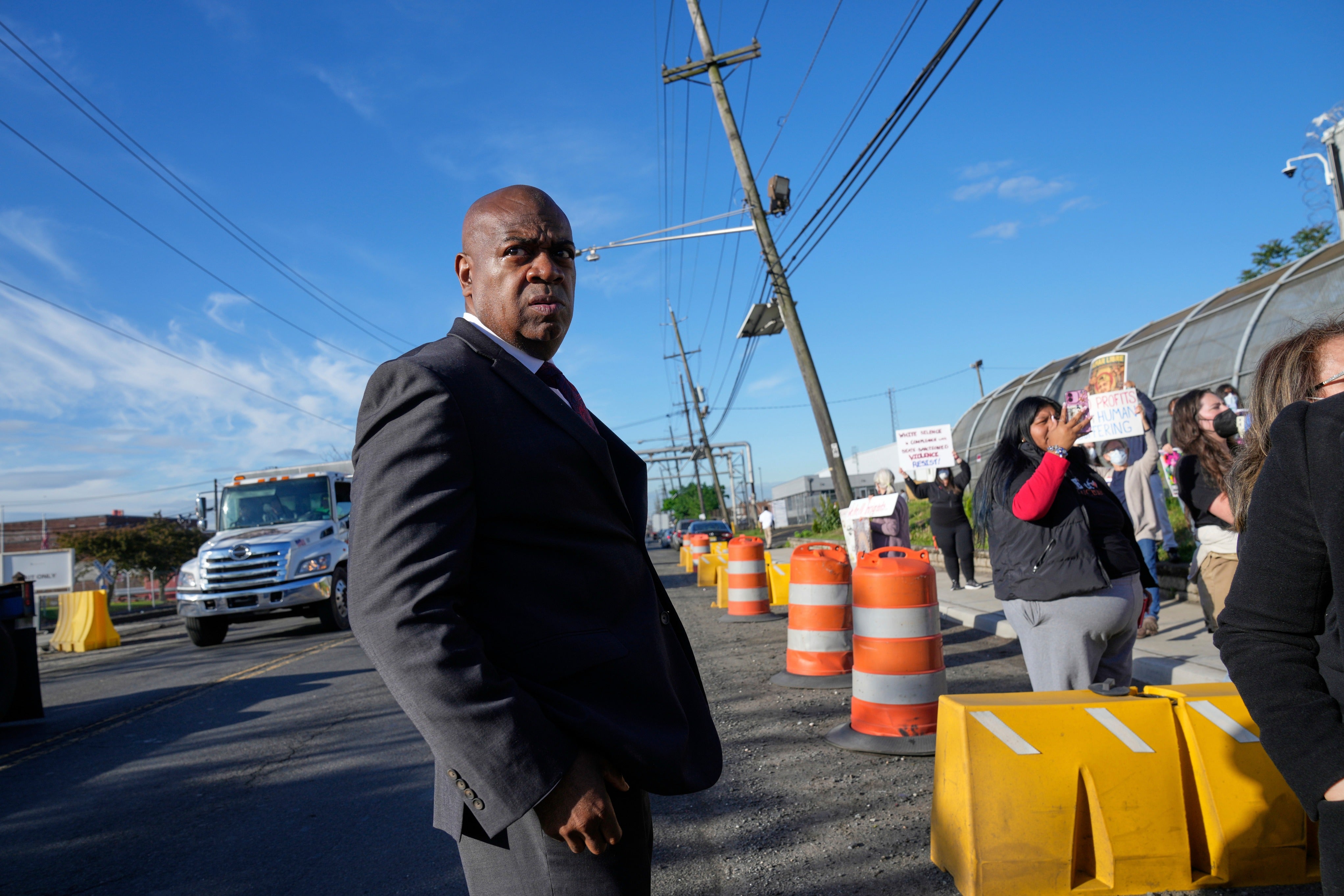 Newark Mayor Ras Baraka's ICE protest arrest: What to know - WHYY