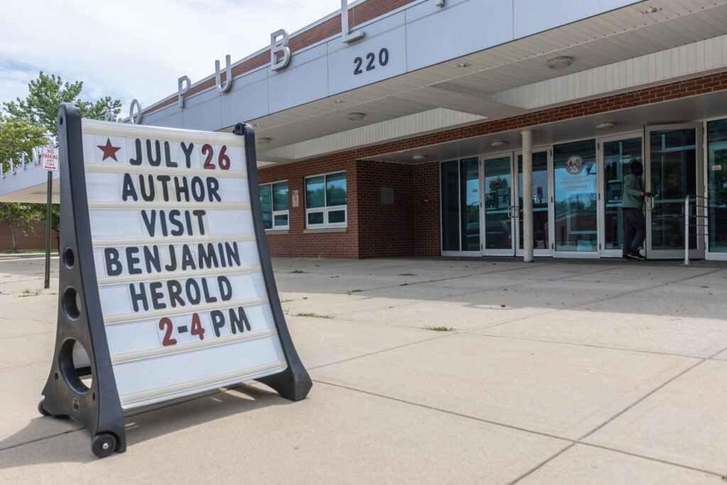 Willingboro Township residents worry about library relocation - WHYY