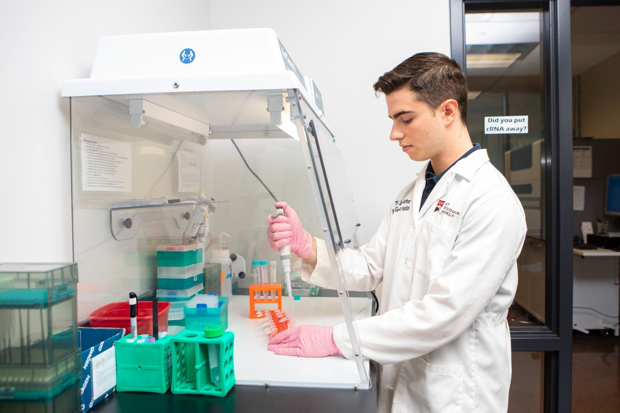 PA ticks: Tick Research Lab offers bite guidance - WHYY